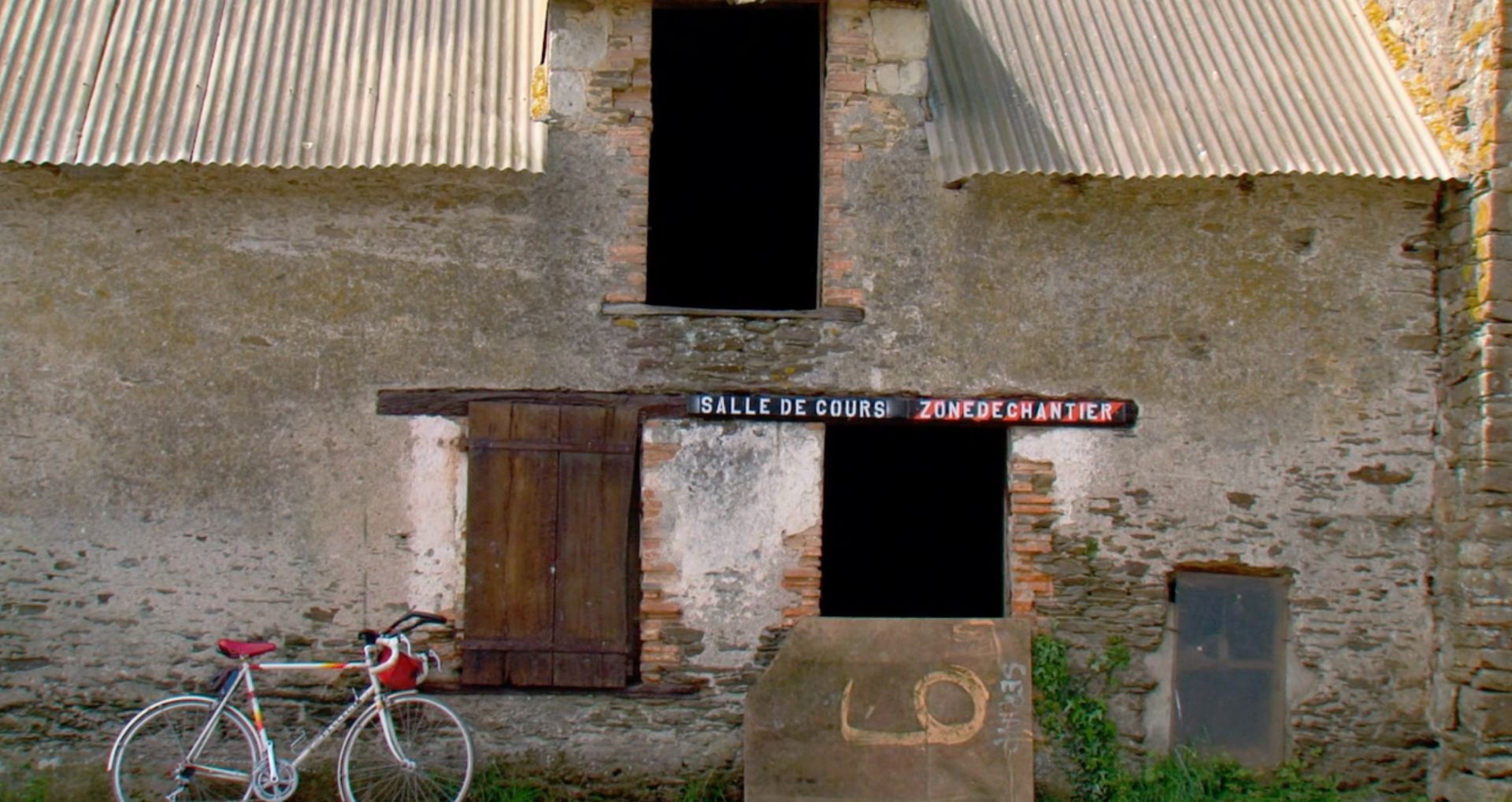 9 Political Lens: 10 Documentaries That Shape How We See Power | GuideDoc